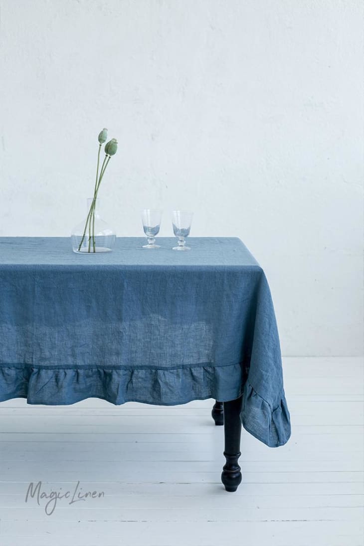 Stylish Indoor and Outdoor Tablecloths for Summer | Apartment Therapy