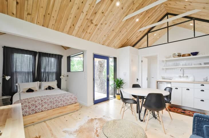 These 7 Cheap Tiny House Vacation Rentals Start At Just Under $50/Night ...