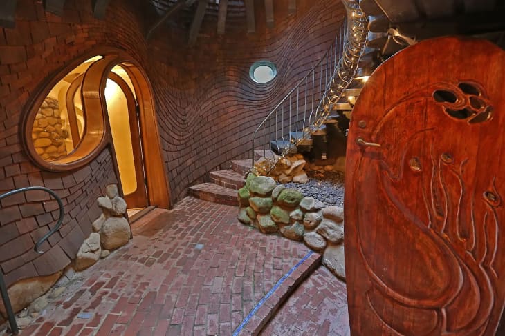 Look Inside “The Whale House” for Sale in California (PHOTOS ...