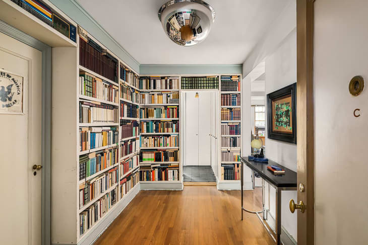 A 900 Square Foot NYC Apartment vs. San Fran Single-Family Home ...