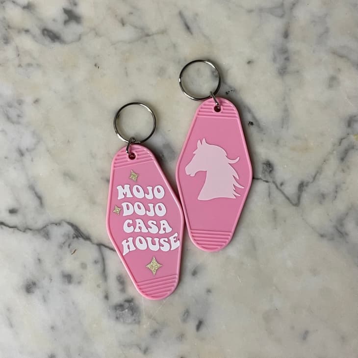 6 Keychain Accessories That’ll Make Your House Keys Sparkle | Apartment ...