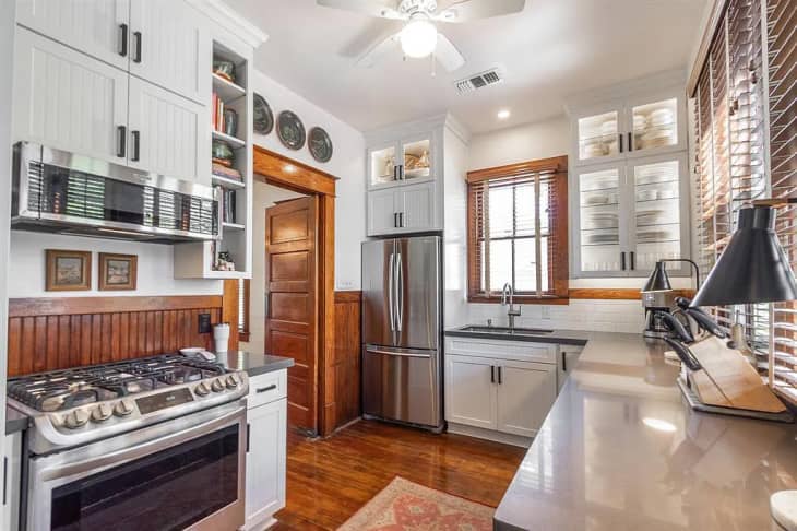This Updated 1924 Cottage Is for Sale in Texas (PHOTOS) | Apartment Therapy