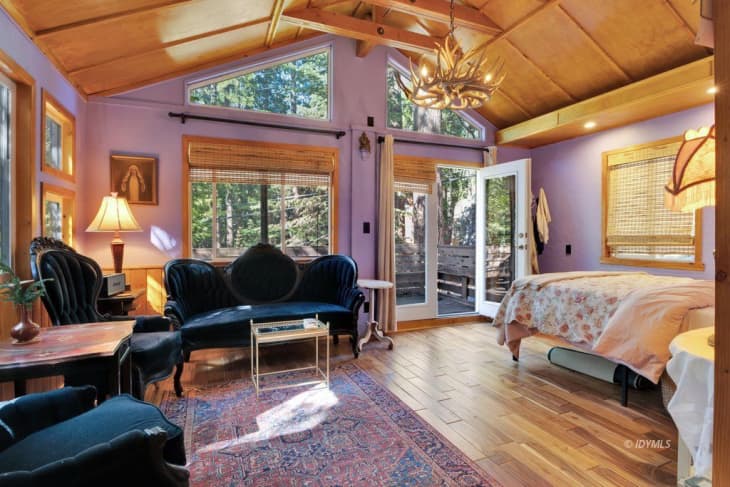 See Photos Inside This Cozy 1947 Cabin in California | Apartment Therapy