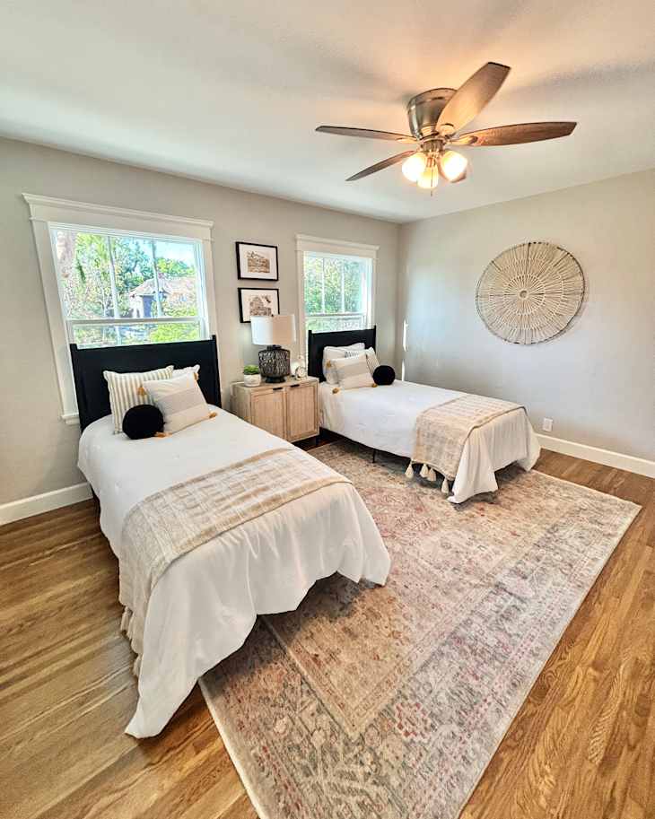 A Stager Gave A 100-Year-Old Home A "Fresh, Crisp" Makeover | Apartment ...