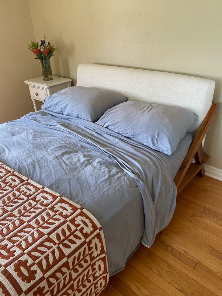 Coyuchi Organic Crinkled Percale Sheet Set (Tested & Reviewed ...