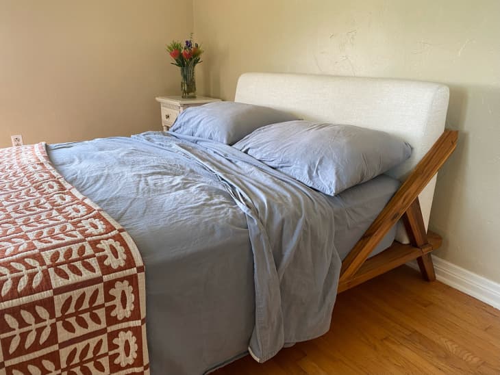 Coyuchi Organic Crinkled Percale Sheet Set (Tested & Reviewed ...