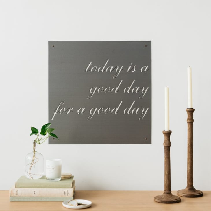 How Text Signs Became Cheesy | Apartment Therapy