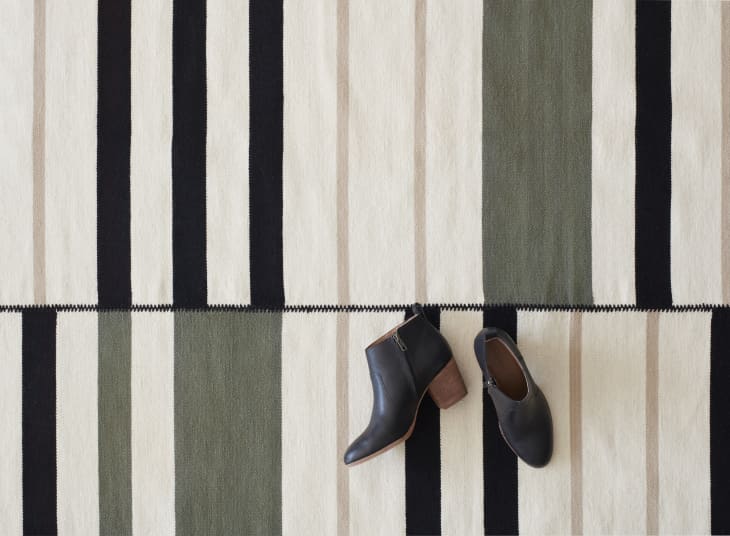 This New Rug Trend Puts a New Twist on Decorating with Stripes ...
