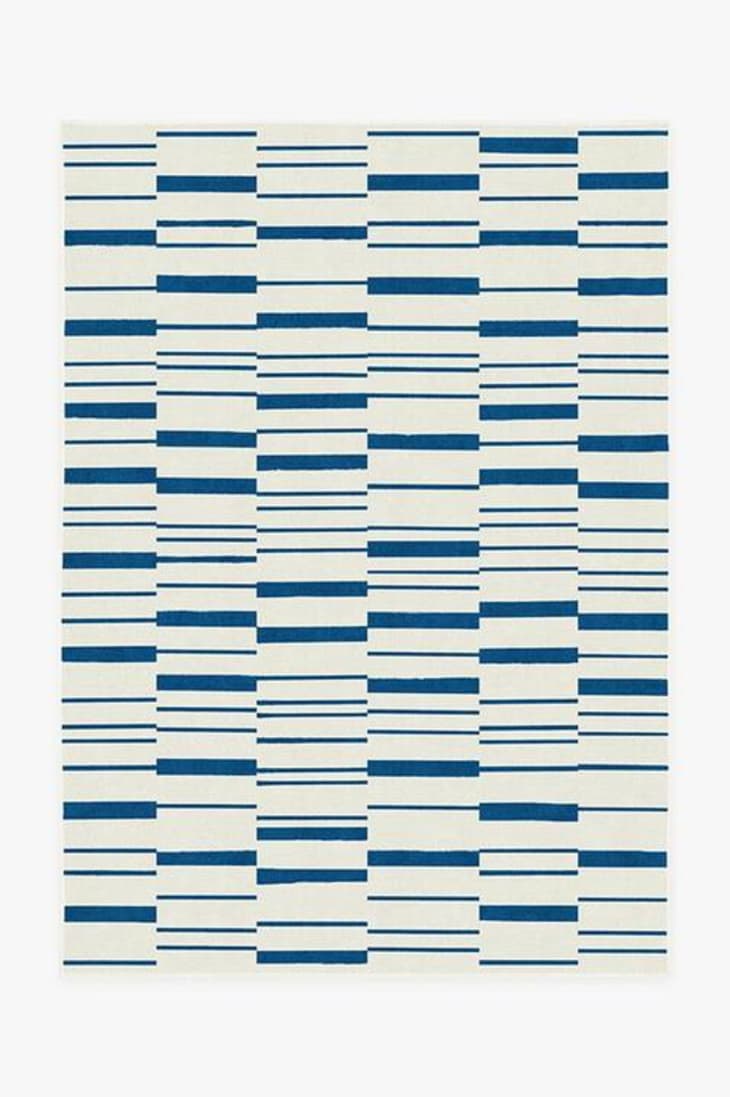 This New Rug Trend Puts a New Twist on Decorating with Stripes ...