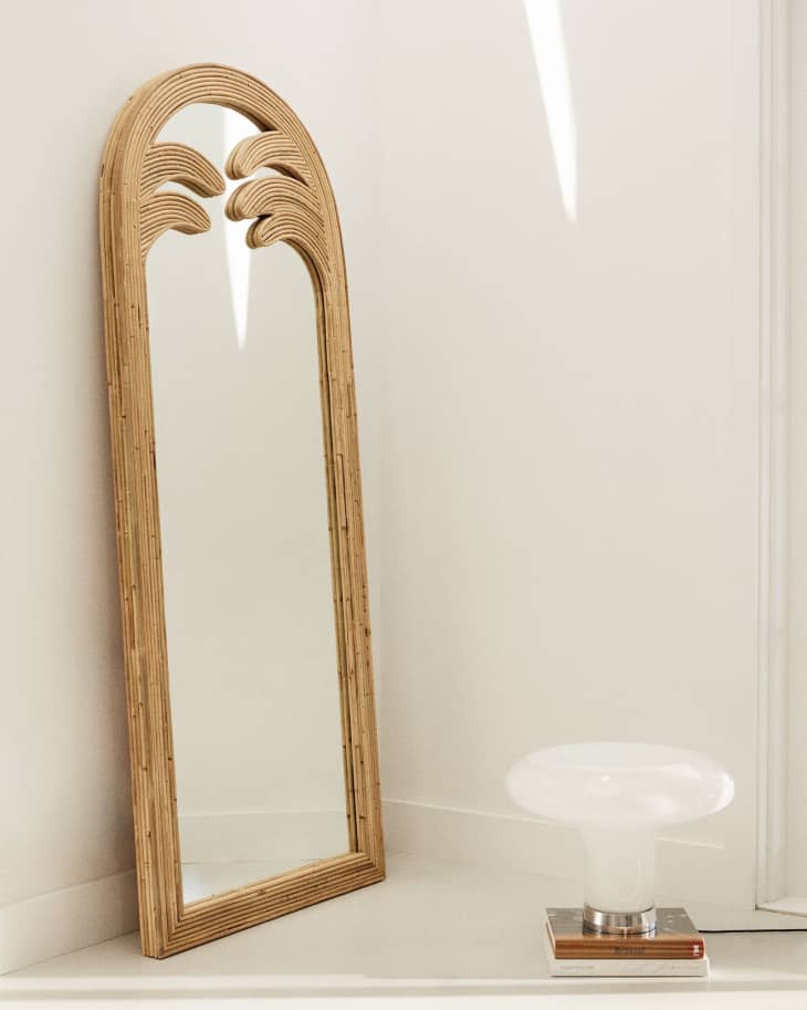 These Budget Mirrors are Super Instagrammable - Budget Mirror Trend ...