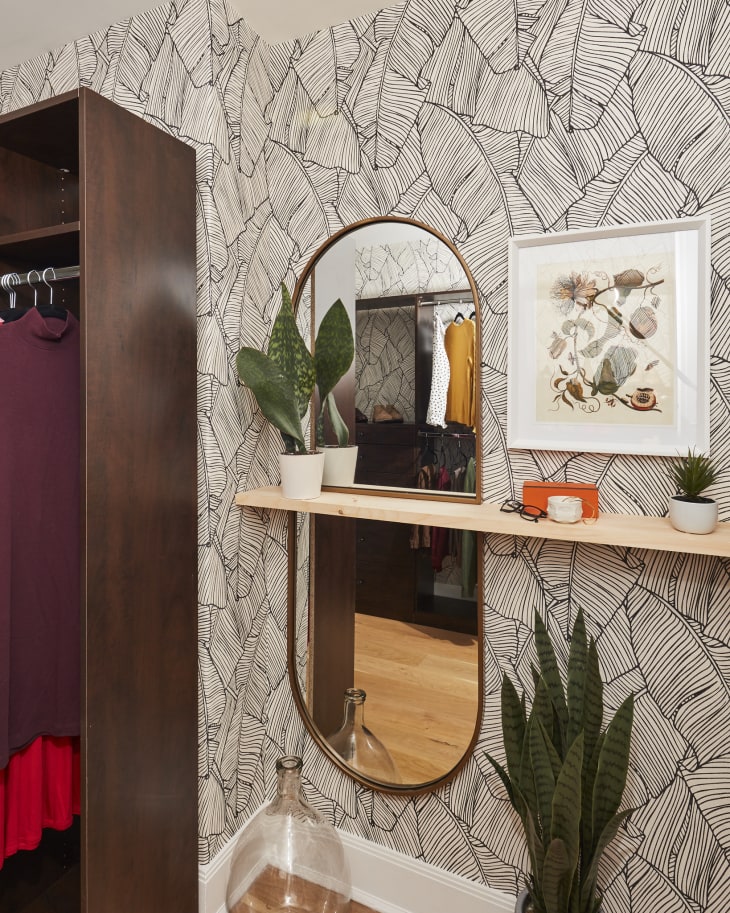 8 Best Mirrors With Shelves for 2022 - Top Shelved Mirrors | Apartment ...