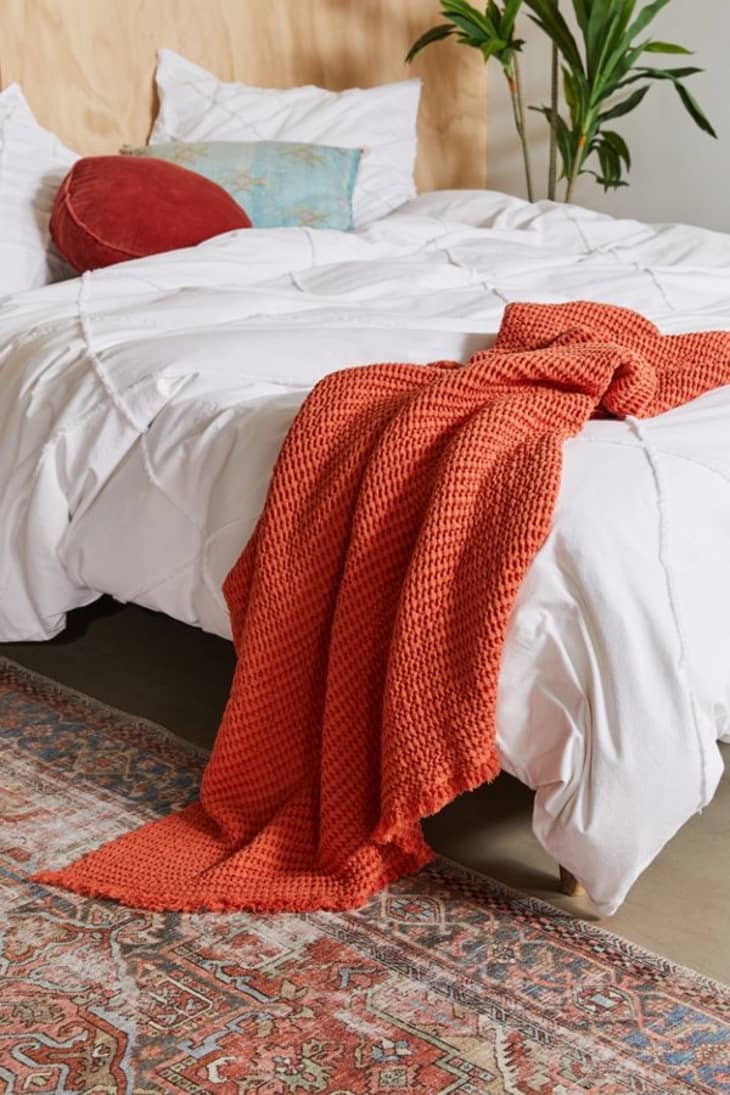 Waffle Weave Textile Trend Decorating Ideas | Apartment Therapy
