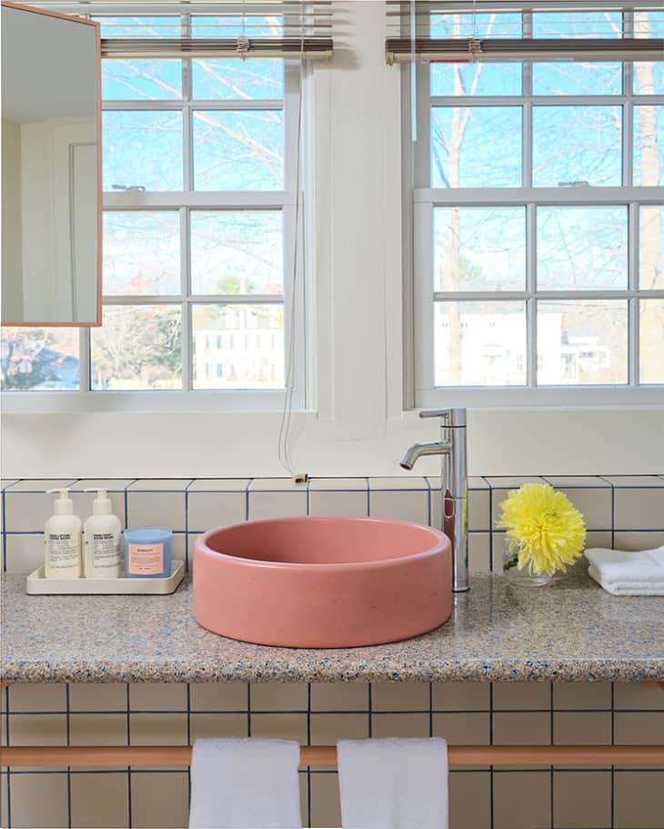 How Colored Grout Can Make Your Bathroom Look More Expensive ...