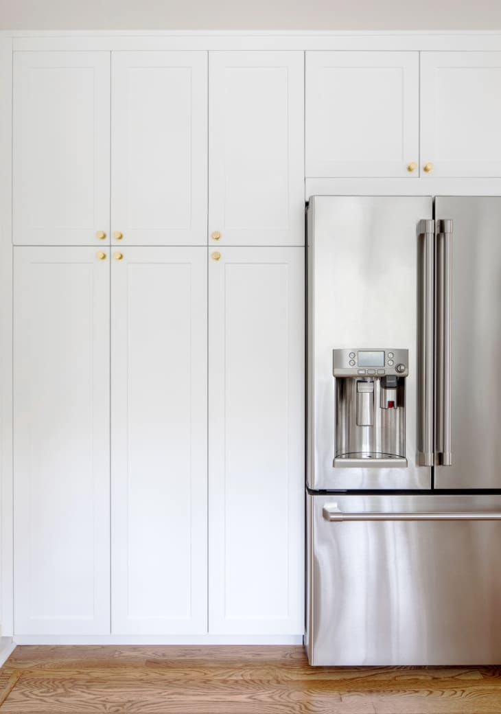 This New Cabinet Brand Is Making a Bespoke Kitchen More Accessible Than ...