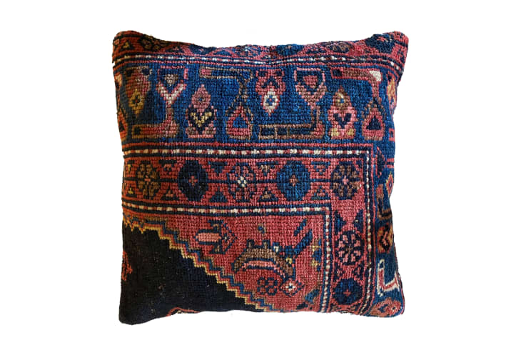Here's Why Vintage Rug Remnant Pillows Are the Best Accents - Rug ...