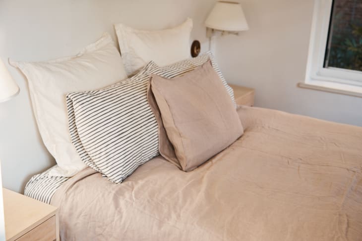 H&M Home Is the Best Place to Score Luxe-Look Linen Bedding Under $100 ...