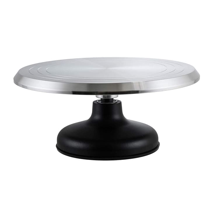 The Best Cake Stands for Showing Off Your Fabulous Holiday Baked Goods ...