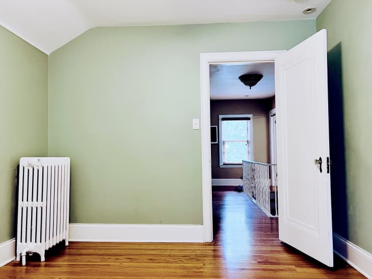 5 Lessons My First Bedroom Makeover Taught My Dad and Me | Apartment ...