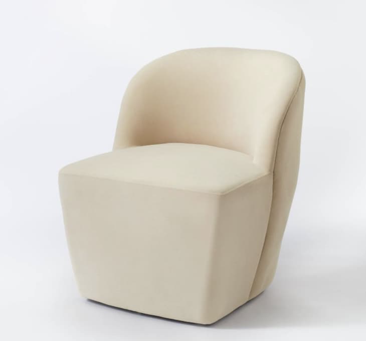 These Are Hands-Down Best Chairs for Small-Space Living Rooms, and Here ...