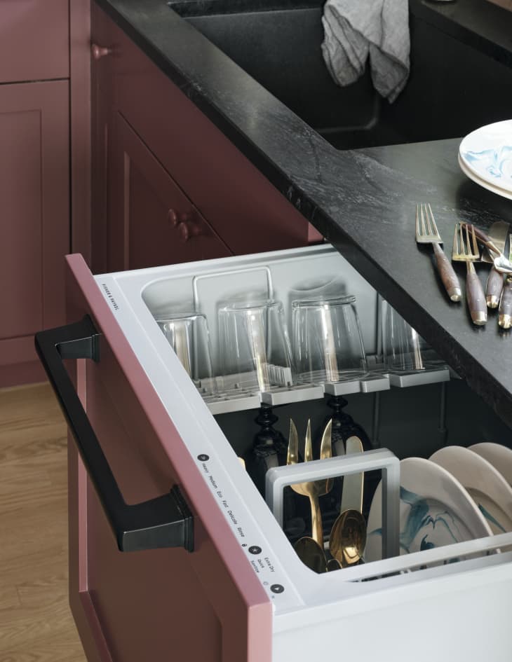 Smart Ideas for Maximizing — and Personalizing — a Small Kitchen ...