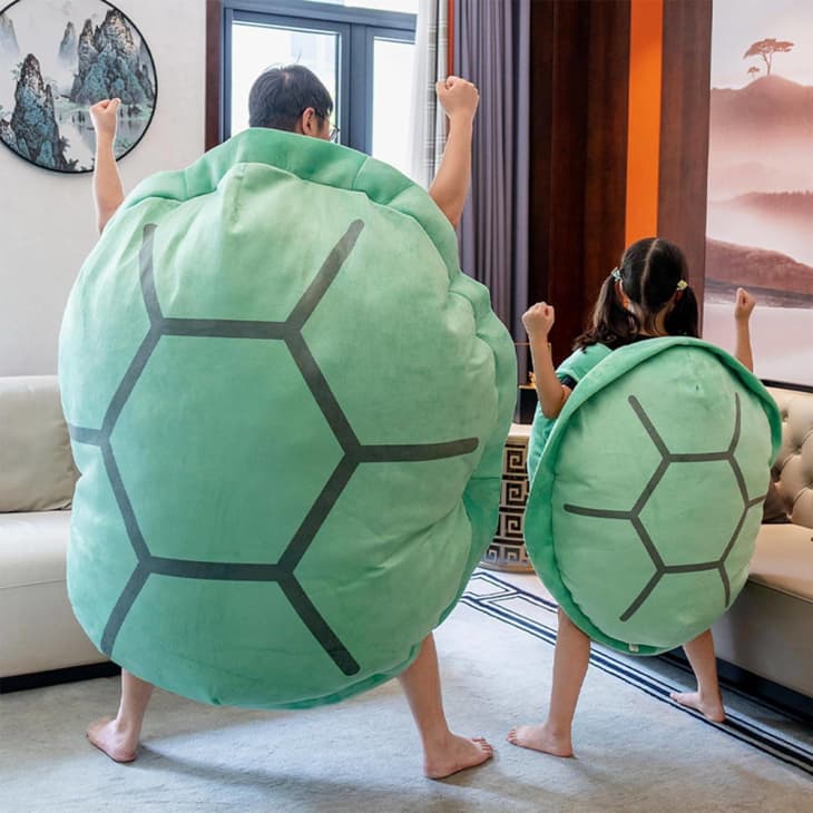 AquaCuddles’ Wearable Turtle Pillows Are Going Viral on TikTok | Apartment Therapy