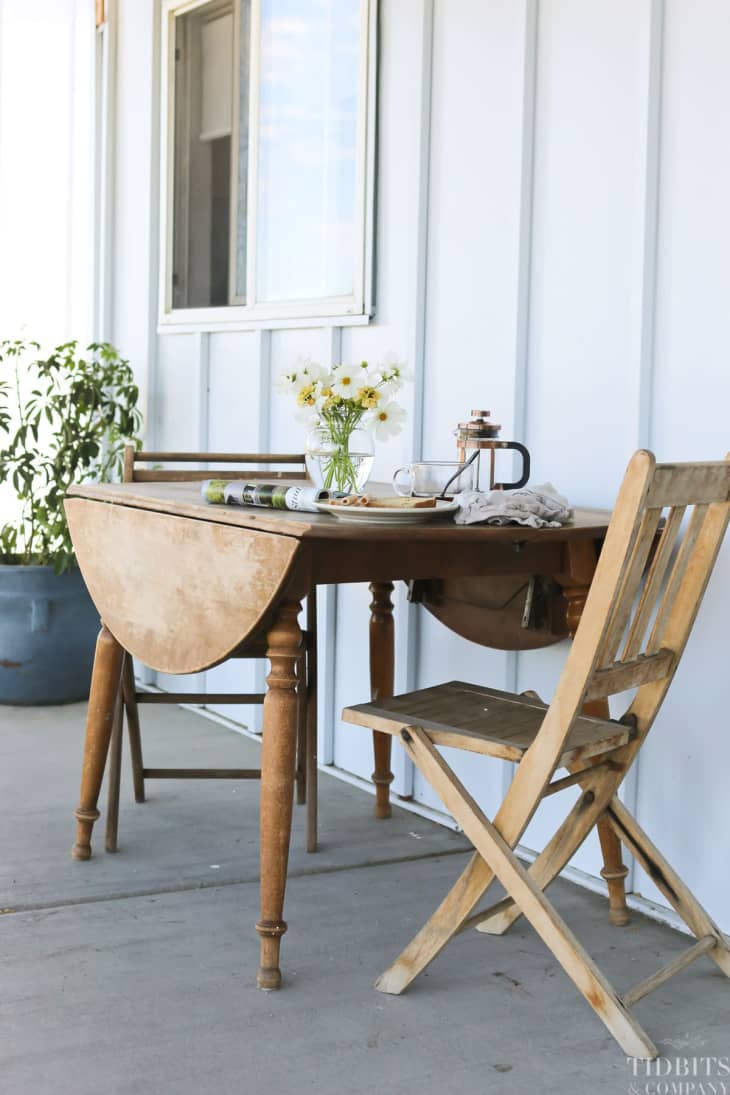 15 Stylish, Welcoming Front Porch Decorating Ideas | Apartment Therapy