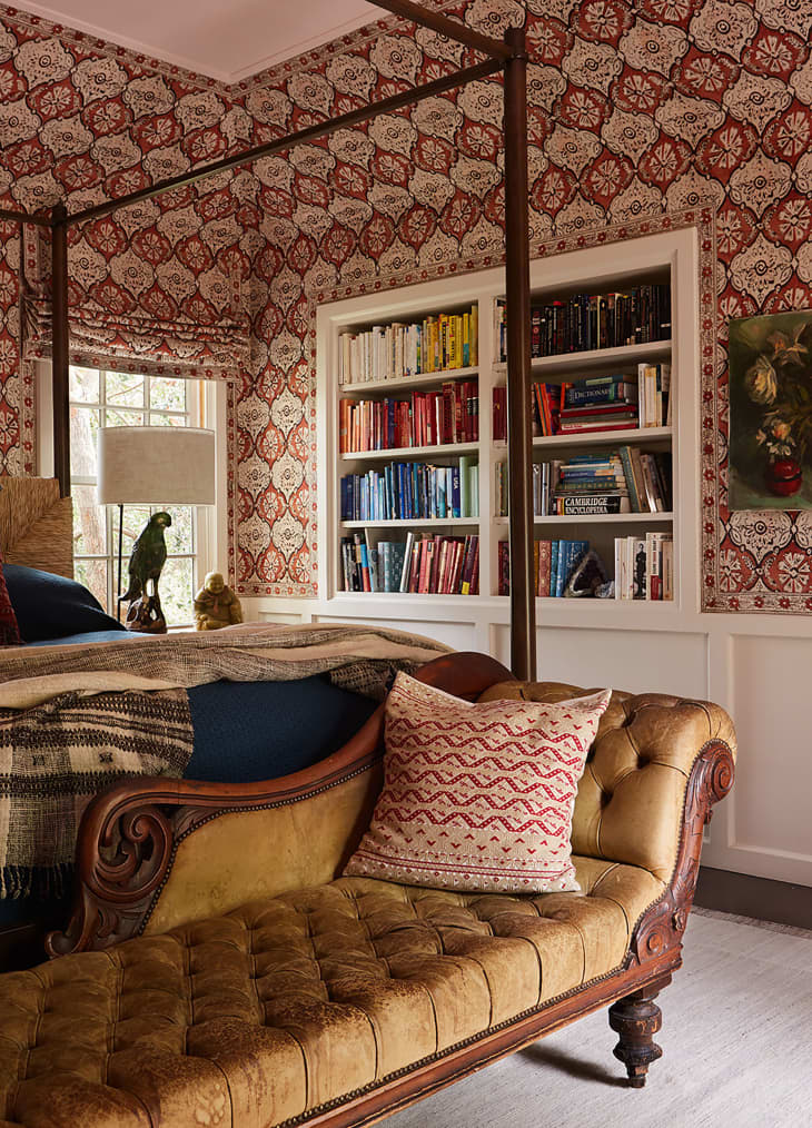 15 Bedroom Sitting Area Ideas for Creating a Cute, Cozy Nook ...