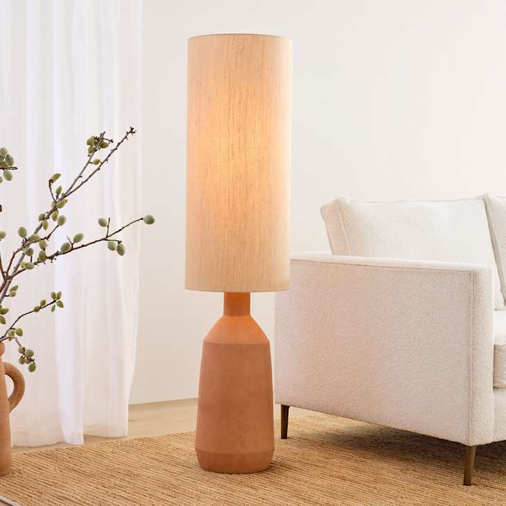 Elongated Lamps Are the Small-Space-Friendly Trend Taking Over 2024 ...