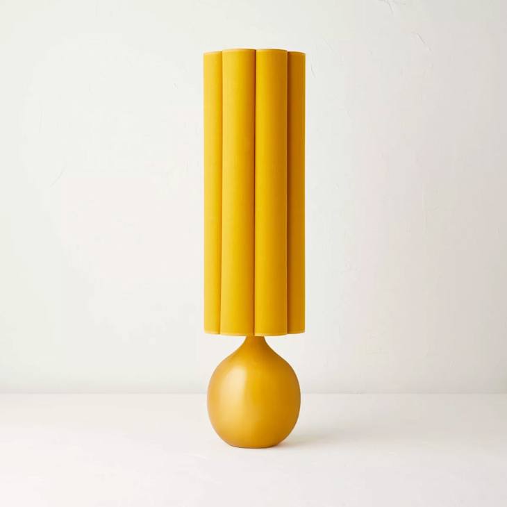 Elongated Lamps Are the Small-Space-Friendly Trend Taking Over 2024 ...