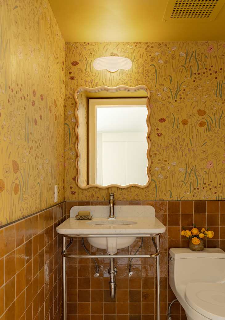17 Best Yellow Paint Colors 2025: Bright, Pale and Mustard Hues ...