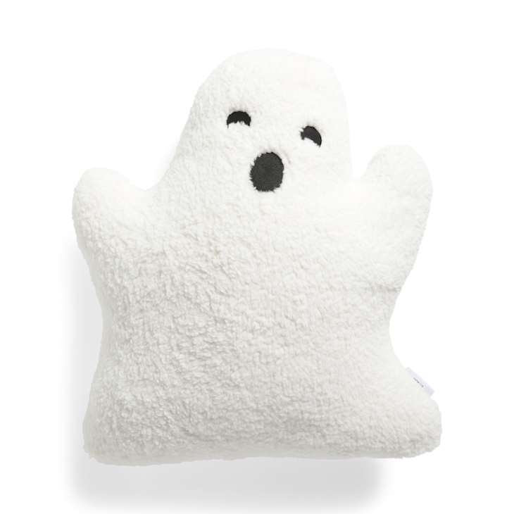 HomeGoods Is Selling a Sweet Ghost Pillow Ahead of Halloween ...