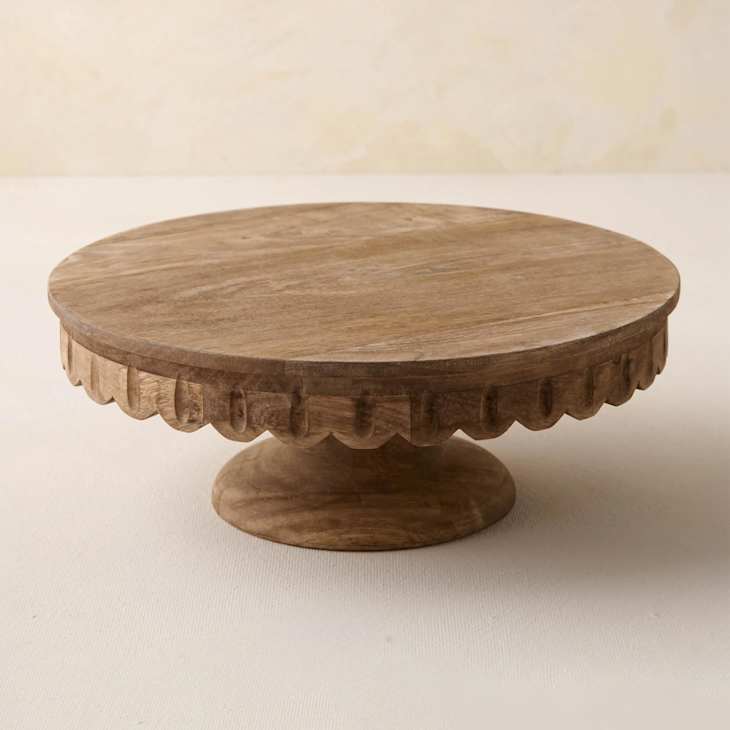 Ree Drummond’s Cake Stand Plate Tower in Kitchen: Get the Look ...