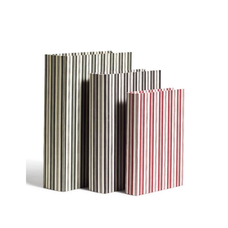 Faux Book Boxes Are the Home Trend Your Bookcase Is Missing | Apartment ...