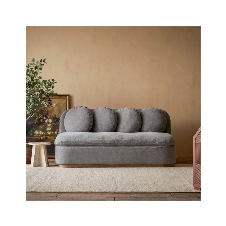 Jessica Alba Bought Two Slipcover Sets for All Her Sofas | Apartment ...