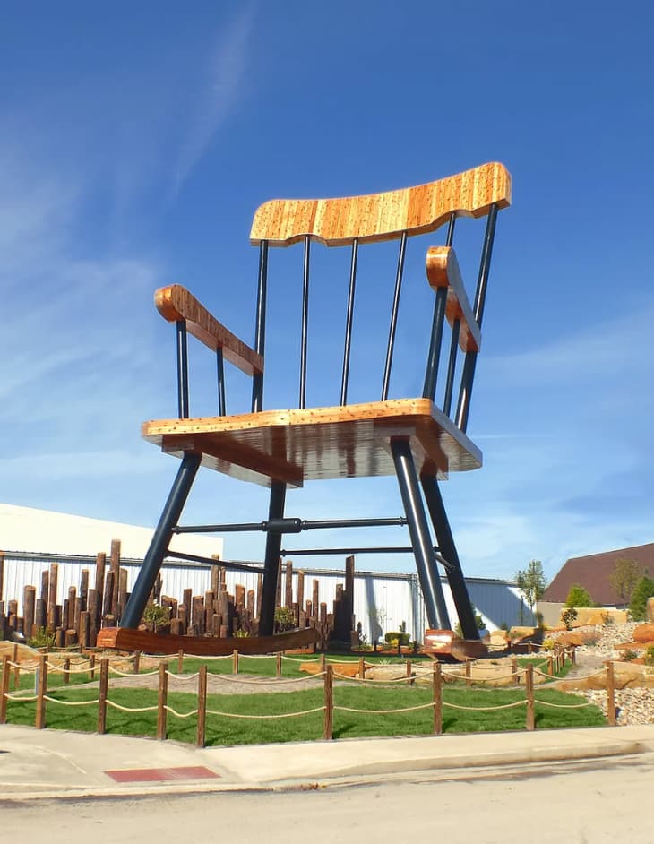 The 12 Weirdest and Most Wonderful Roadside Attractions Across America ...