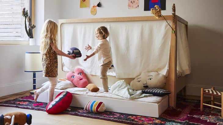 Oeuf's New Perch Nest Bed is the Best Toddler Bunk Canopy Bed We've ...