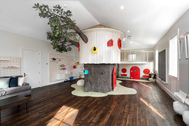 See the Life-Size Treehouse in These Kids’ Playroom — Photos | Cubby