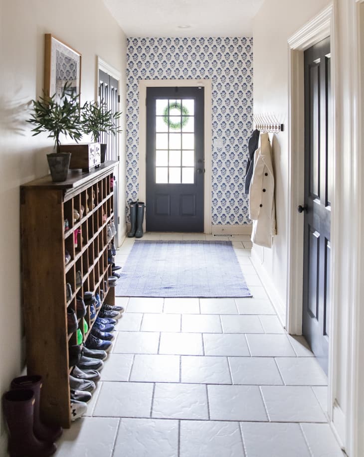 12 Functional & Organized Family Entry Spaces | Cubby