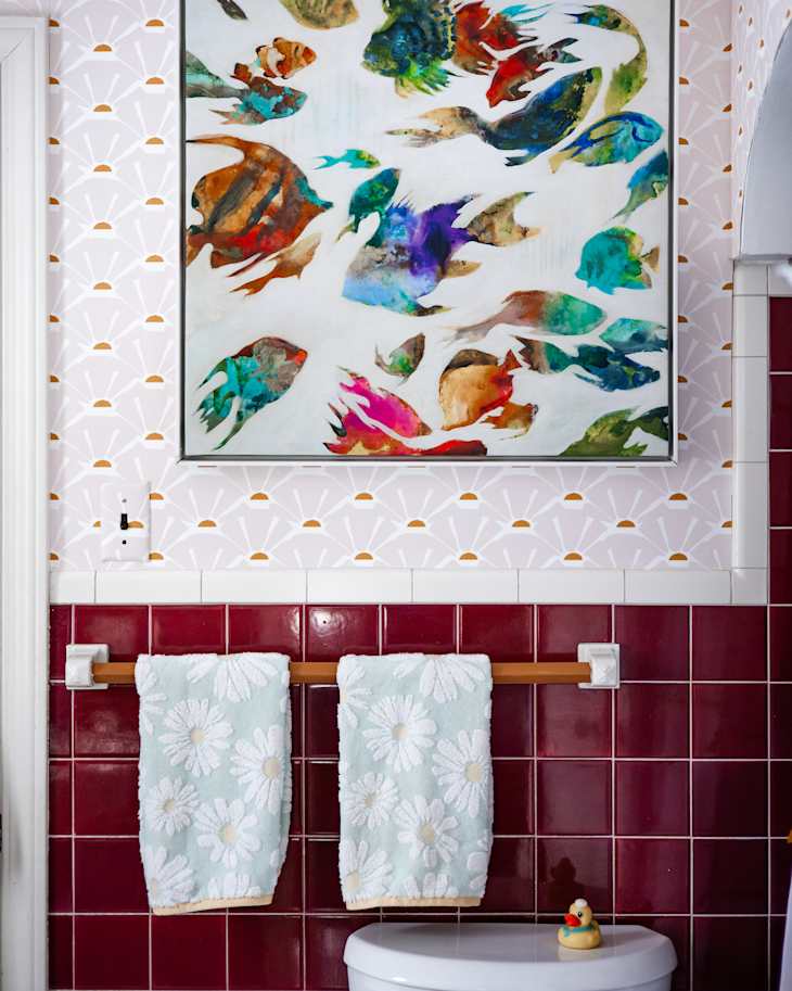This Vintage Bathroom Makeover Has Peel-and-Stick Wallpaper | Cubby