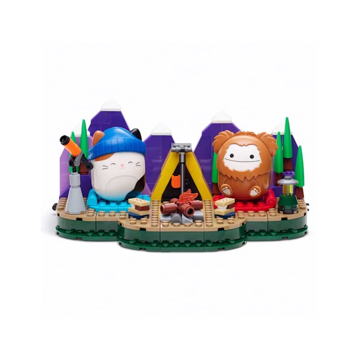 Squishmallow’s New BLDR Building Sets Work With LEGO | Cubby