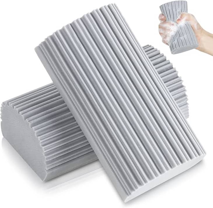 The $12 Duster Sponge That Amazon Shoppers Love | Apartment Therapy