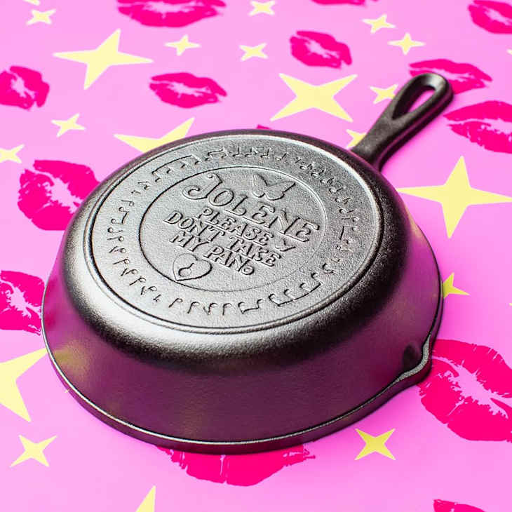 Dolly Parton's Jolene Cast Iron Pan Is "Adorable!" | The Kitchn