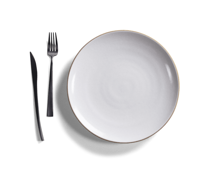 Here Is the Jono Pandolfi Dinnerware from Hulu's "The Bear" | The Kitchn