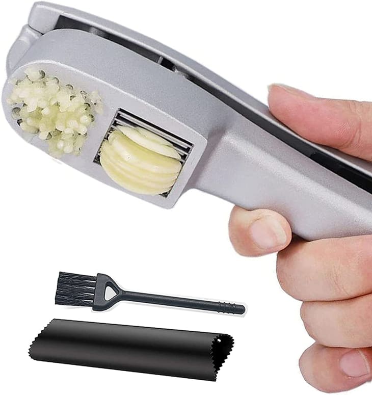 Amazon 2-in-1 Garlic Mince and Press Tool Review 2023 | The Kitchn