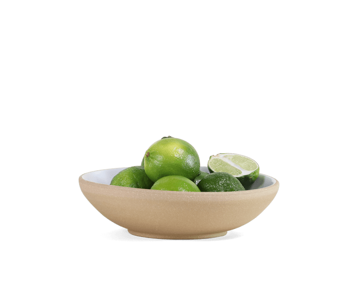 Here Is the Jono Pandolfi Dinnerware from Hulu's "The Bear" | The Kitchn