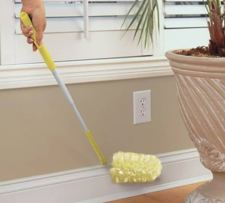 Swiffer Duster Heavy Duty Extender Handle: I Tried It | Apartment Therapy