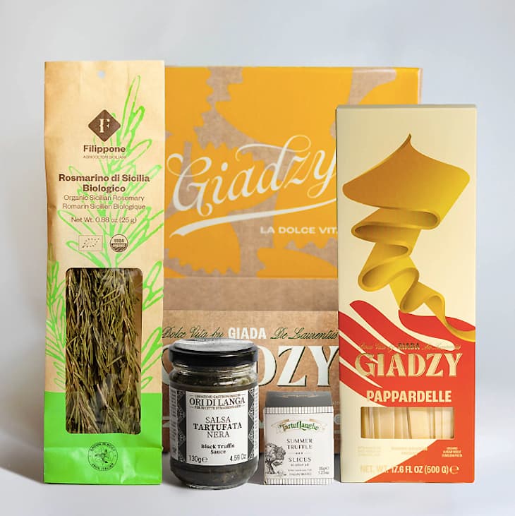 The 14 Best Gift Baskets For Everyone on Your List | The Kitchn