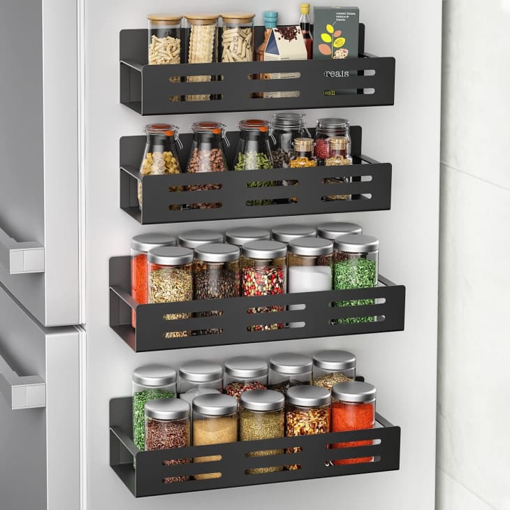 I Tried the MFTEK Magnetic Spice Rack — Here’s How It Went | The Kitchn