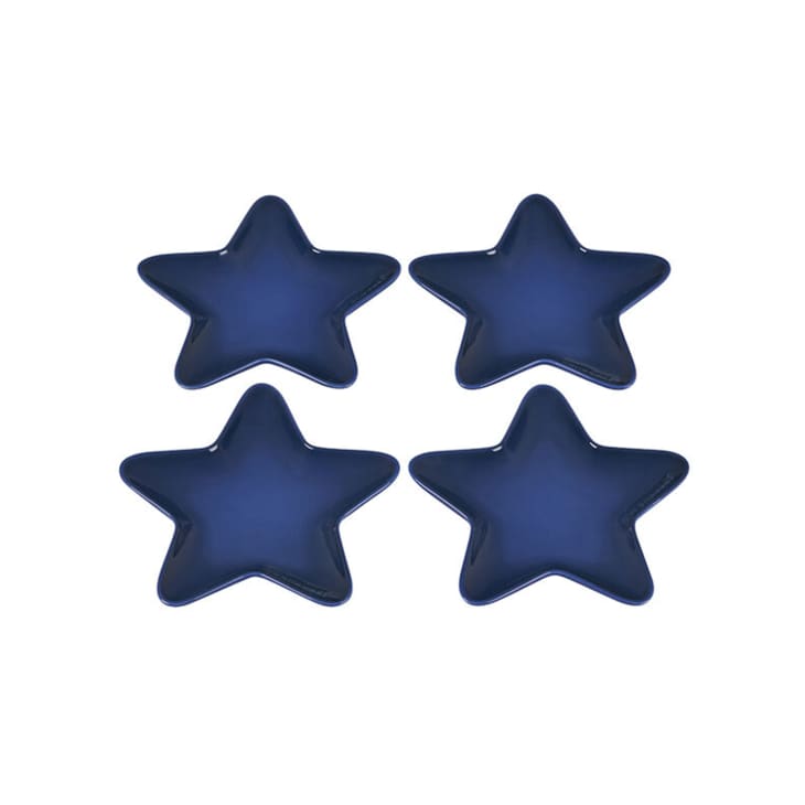 Le Creuset's Star-Shaped Plates Are a Must-Have for the Fourth of July ...