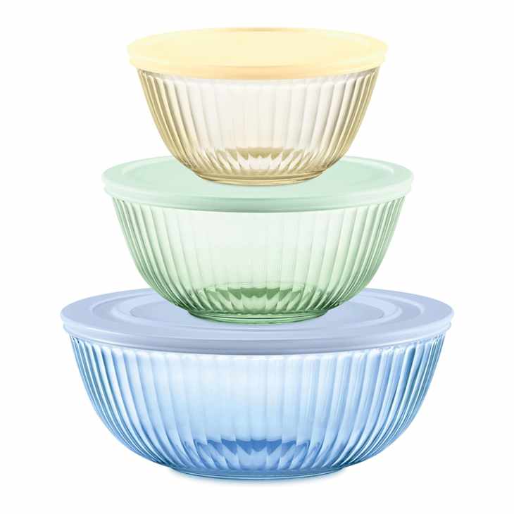 These Colorful Pyrex Bowls Are Under $30 Ahead of Prime Day | The Kitchn